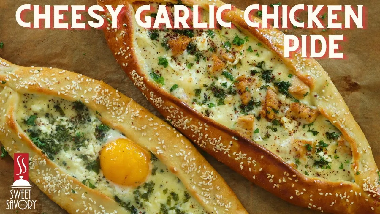 Cheesy Garlic Chicken Pide - Sweet and Savory- Recipes of famous food.